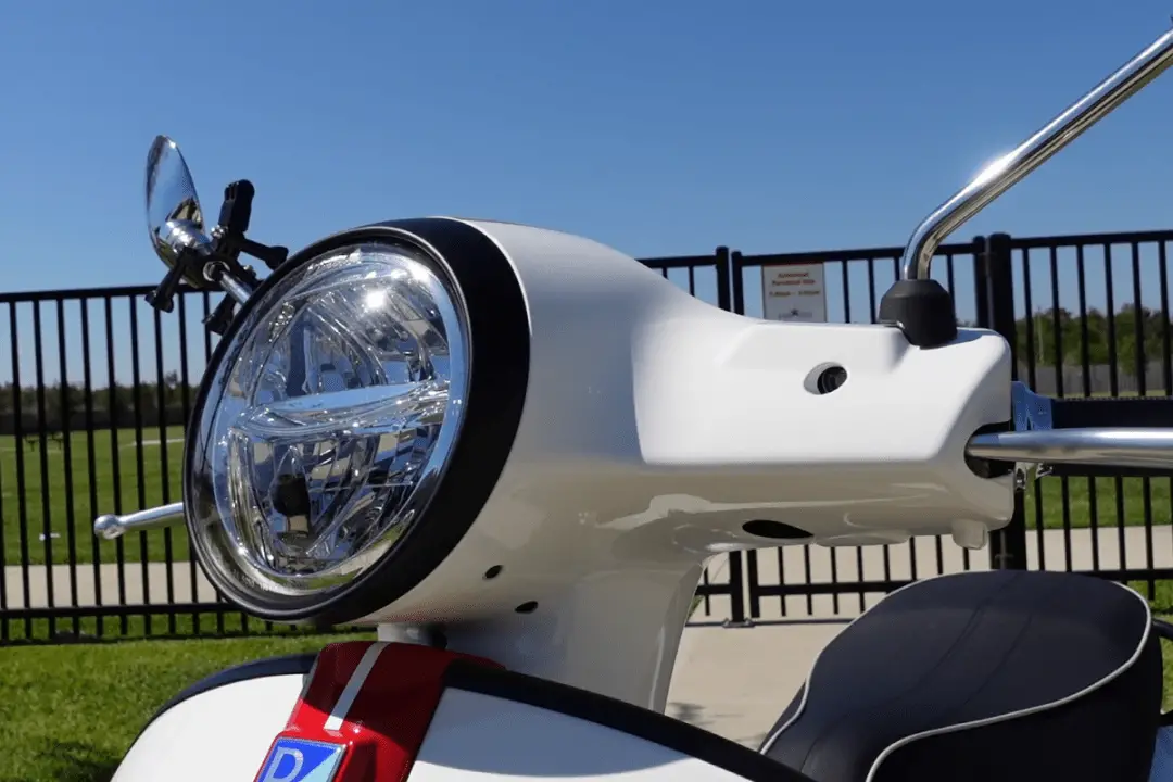 Vespa GTS 300 Review: Is This The Right Scooter For You?